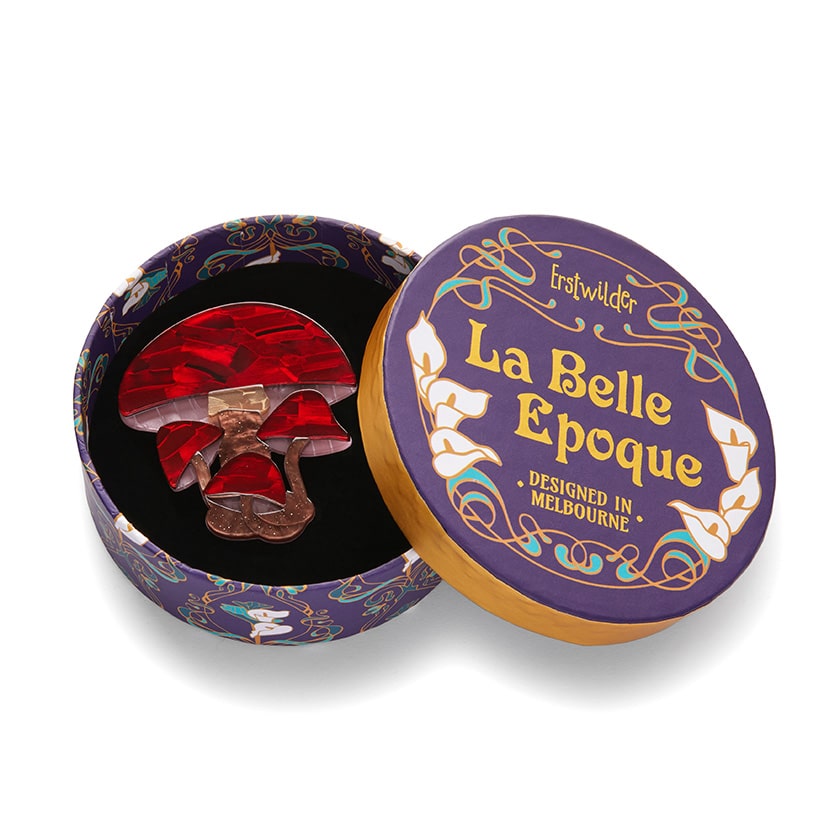 A touch of magic brooch 2023 - Wild Brooches